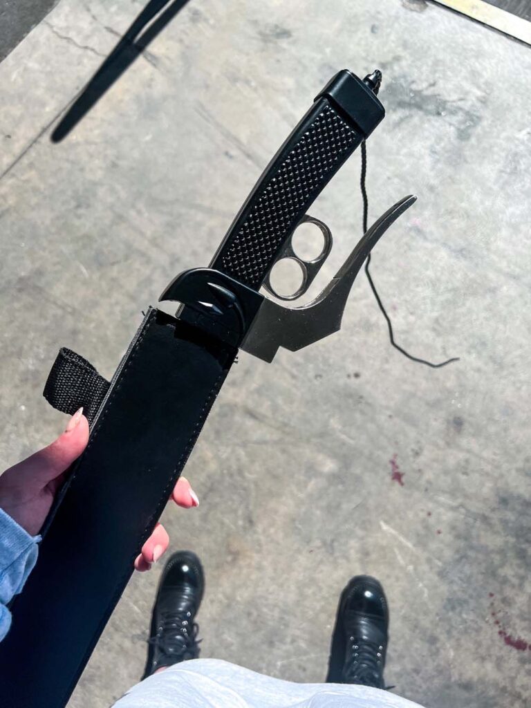 ATTACK ON TITAN SPECIAL OPERATIONS SWORD - SwordsKingdom