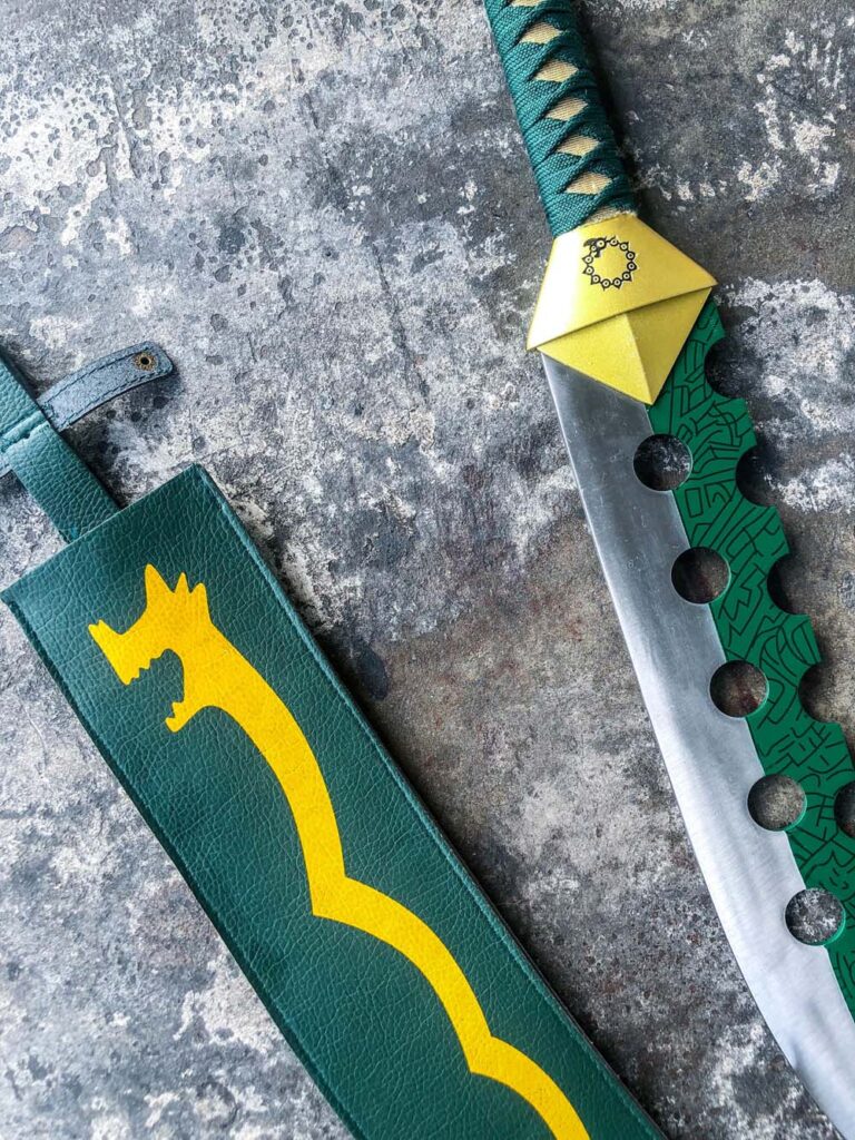 Dracule Mihawk's "Yoru" Greatsword - SwordsKingdom