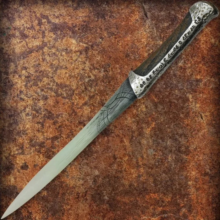 Dune Paul Atreides Crysknife Replica Official Wall Display - SwordsKingdom